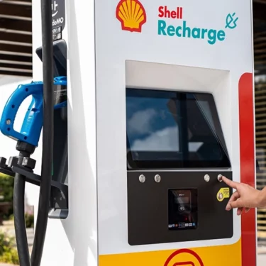 Shell recharge network store
